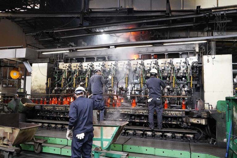 卵の殻を使ったガラスを世界初実現｜循環社会実例 約60tのCO2削減に成功 - coki (公器）